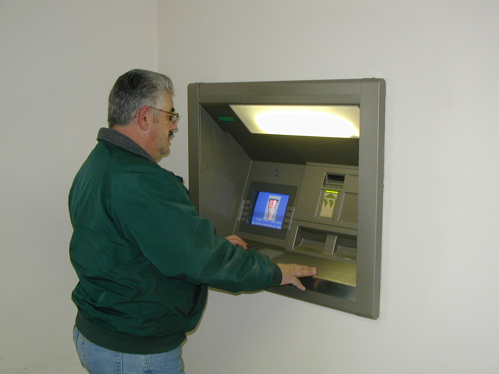 Private Payment ATM – EZcash